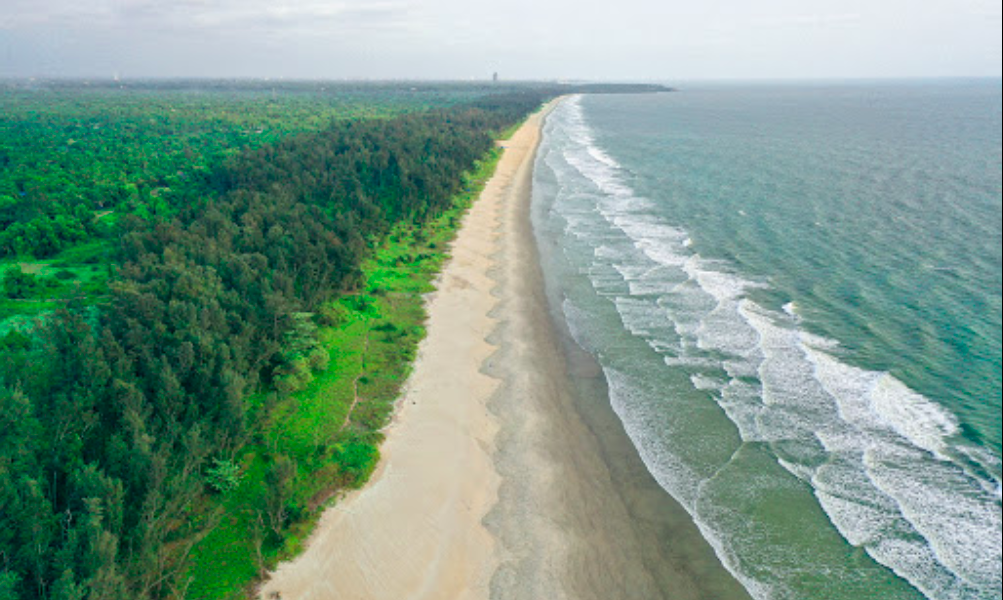 Exploring the Beauty of Azhikal Beach - Quilon Beach Hotel